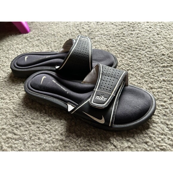 Nike | Shoes | Nike Comfort Sandals Womens Size 9 Slides Pool Footbed ...